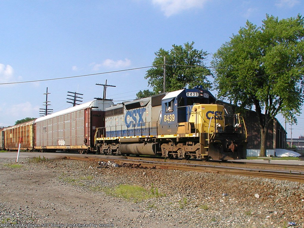 CSX 8439 Q290 6:03 P.M.